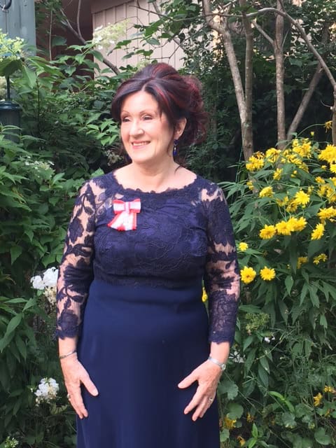 About Dr. Sue – Dr. Sue Johnson